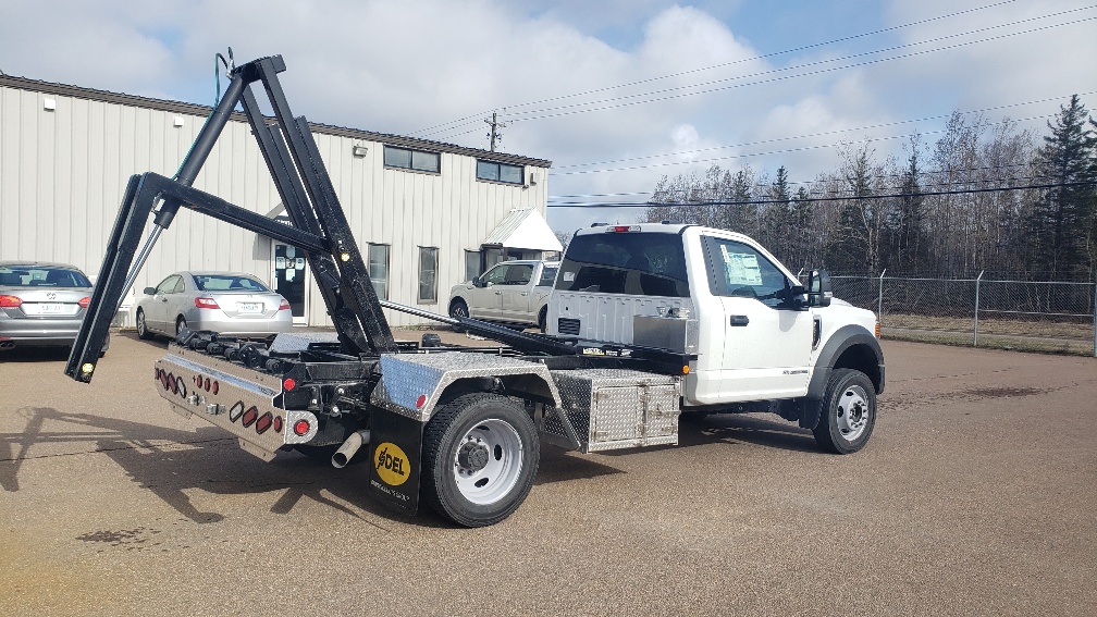 2023 Ford F550 - Kargo King cFive Detachable Roll-Off System | Work ...
