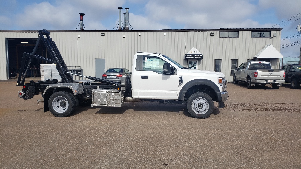 2023 Ford F550 - Kargo King cFive Detachable Roll-Off System | Work ...