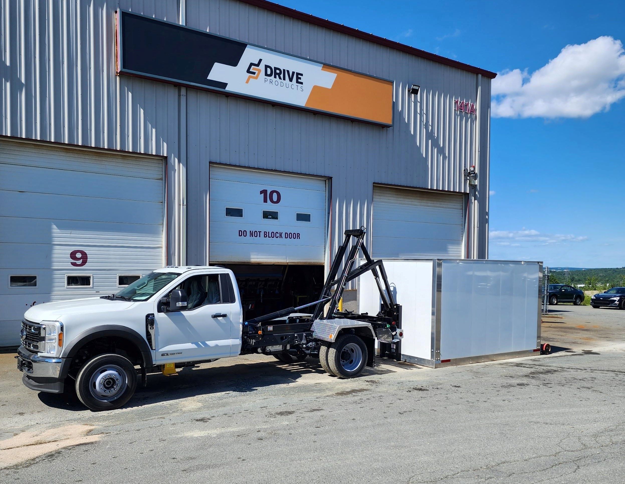 2023 Ford F550 - Kargo King cFive Detachable Roll-Off System | Work ...